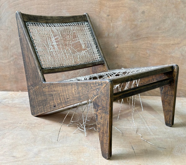 Pair of Kangaroo Chairs – Dimo